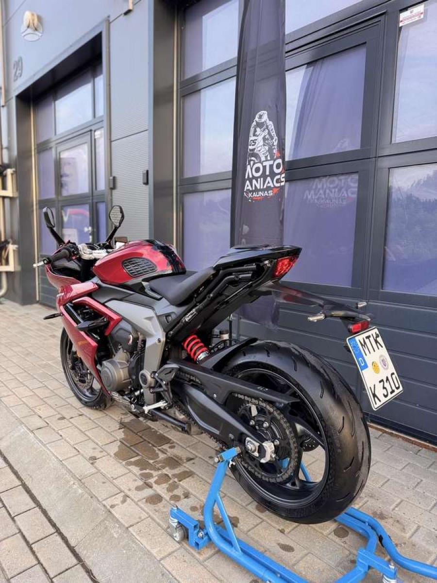 Triumph Daytona 2024 Kauņa, ar dzinēja tilpumu 0.66 L un nobraukumu 6 tūkst. km par 5350 €, foto 7 vietnē AUTOMOTO.COM.LV