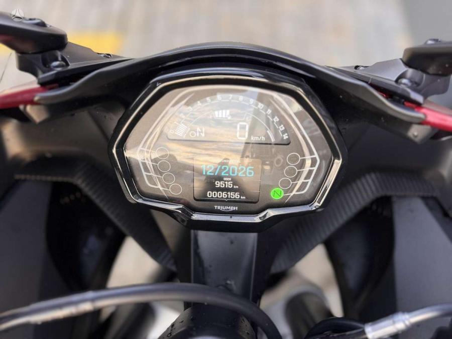 Triumph Daytona 2024 Kauņa, ar dzinēja tilpumu 0.66 L un nobraukumu 6 tūkst. km par 5350 €, foto 8 vietnē AUTOMOTO.COM.LV
