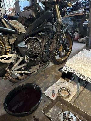 White Triumph Daytona 2009 in Klaipeda, with an engine capacity of 0.68 L and mileage of 32 thousand km for 3000 €, photo 16 on AUTOMOTO.COM.LV