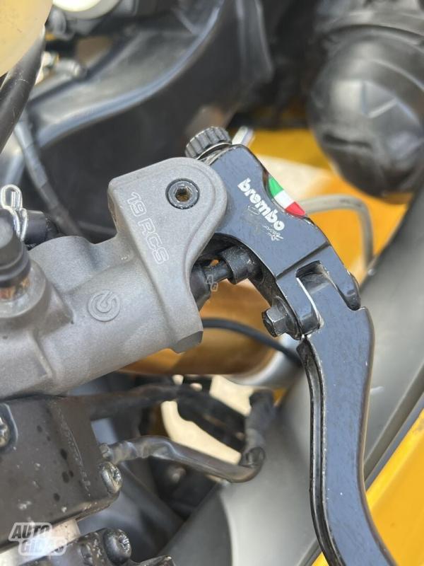 Dzeltens Triumph Daytona 2007 Viļņa, ar dzinēja tilpumu 0.00 L un nobraukumu 53 tūkst. km par 3100 €, foto 7 vietnē AUTOMOTO.COM.LV
