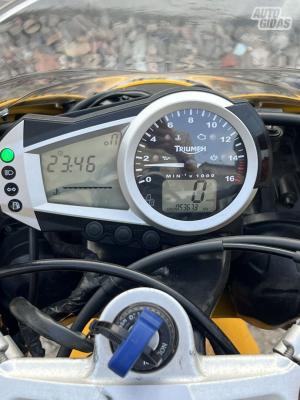 Dzeltens Triumph Daytona 2007 Viļņa, ar dzinēja tilpumu 0.00 L un nobraukumu 53 tūkst. km par 2400 €, foto 9 vietnē AUTOMOTO.COM.LV