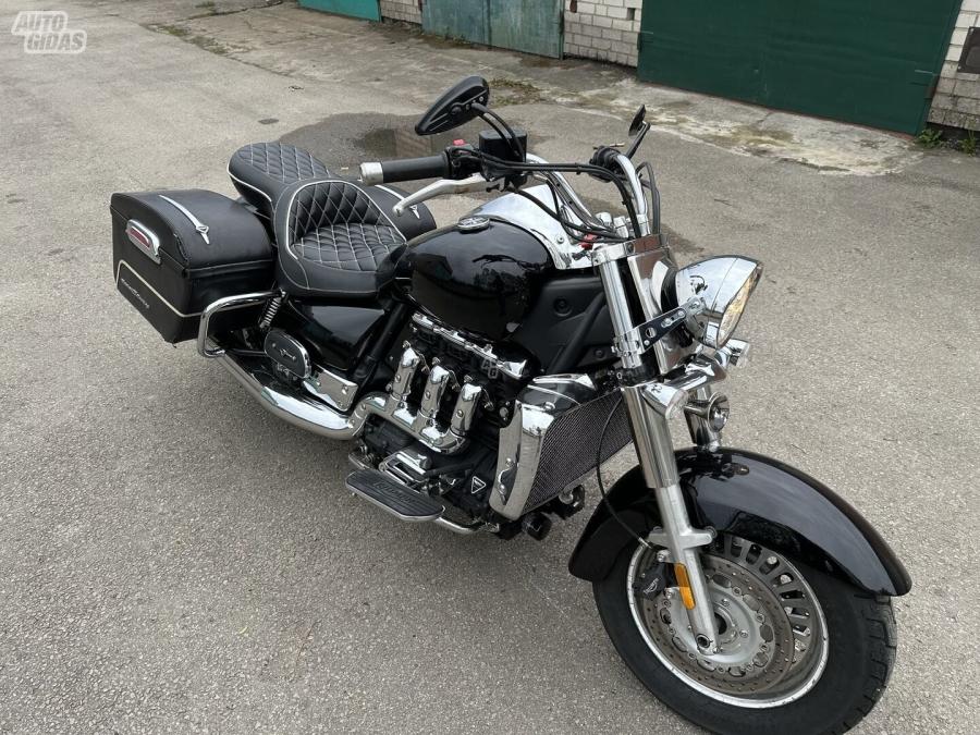 Black Triumph Rocket III 2008 in Klaipeda, with an engine capacity of 2.30 L and mileage of 42 thousand km for 4500 €, photo 9 on AUTOMOTO.COM.LV
