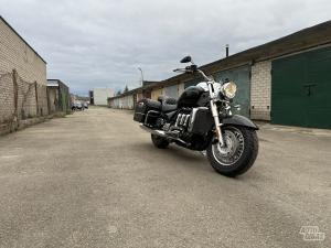 Black Triumph Rocket III 2008 in Klaipeda, with an engine capacity of 2.30 L and mileage of 42 thousand km for 4500 €, photo 10 on AUTOMOTO.COM.LV