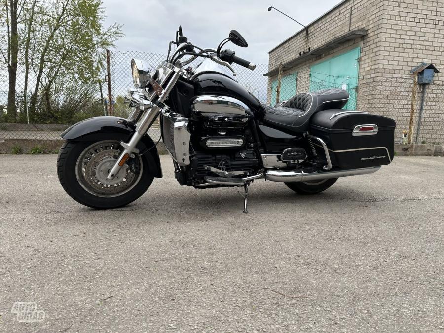 Black Triumph Rocket III 2008 in Klaipeda, with an engine capacity of 2.30 L and mileage of 42 thousand km for 4500 €, photo 11 on AUTOMOTO.COM.LV