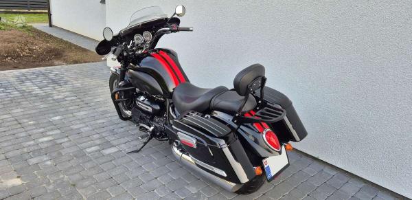 Black Triumph Rocket III 2018 in Kaunas, with an engine capacity of 2.29 L and mileage of 20 thousand km for 12500 €, photo 1 on AUTOMOTO.COM.LV