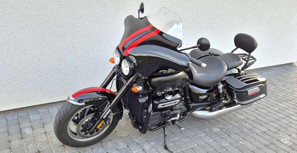 Black Triumph Rocket III 2018 in Kaunas, with an engine capacity of 2.29 L and mileage of 20 thousand km for 12500 €, photo 3 on AUTOMOTO.COM.LV