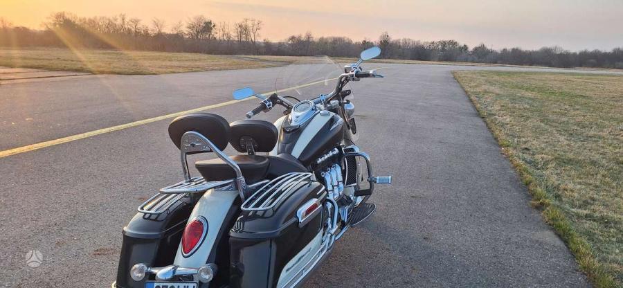 Triumph Rocket III 2009 in Kaunas, with an engine capacity of 2.30 L and mileage of 52 thousand km for 8100 €, photo 10 on AUTOMOTO.COM.LV