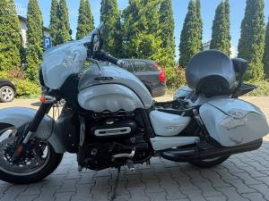 Triumph Rocket III 2017 Jonava, ar dzinēja tilpumu 2.30 L un nobraukumu 38 tūkst. km par 8000 €, foto 13 vietnē AUTOMOTO.COM.LV