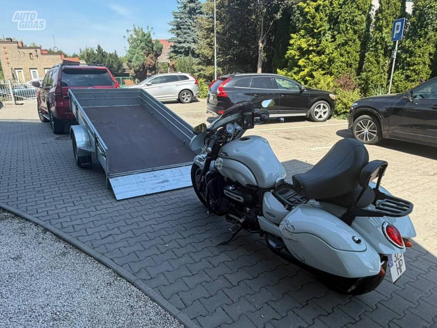 Triumph Rocket III 2017 Jonava, ar dzinēja tilpumu 2.30 L un nobraukumu 38 tūkst. km par 8000 €, foto 15 vietnē AUTOMOTO.COM.LV