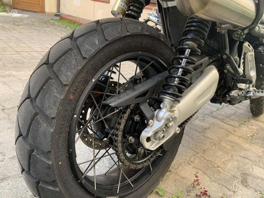 Melns Triumph Scrambler 2025 Viļņa, ar dzinēja tilpumu 1.20 L un nobraukumu 0 tūkst. km par 11200 €, foto 7 vietnē AUTOMOTO.COM.LV
