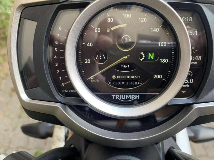 Melns Triumph Scrambler 2025 Viļņa, ar dzinēja tilpumu 1.20 L un nobraukumu 0 tūkst. km par 11200 €, foto 9 vietnē AUTOMOTO.COM.LV