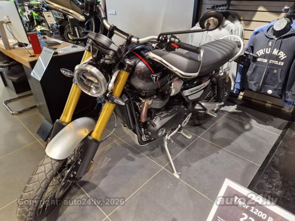 Melns Triumph Scrambler 2025 Tallina, ar dzinēja tilpumu 1.20 L un nobraukumu 6 tūkst. km par 12900 €, foto 3 vietnē AUTOMOTO.COM.LV