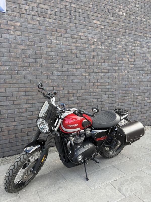 Triumph Scrambler 2018 in Riga, with an engine capacity of 0.90 L and mileage of 0 thousand km for 6800 €, photo 2 on AUTOMOTO.COM.LV
