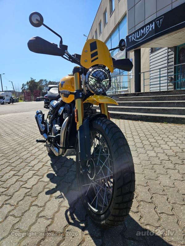Yellow Triumph Scrambler 2026 in Tallinn, with an engine capacity of 0.40 L and mileage of 1 thousand km for 8590 €, photo 7 on AUTOMOTO.COM.LV