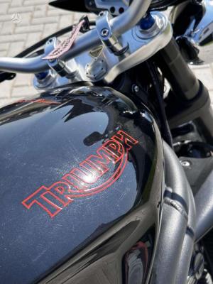 Black Triumph Speed Triple 2009 in Klaipeda, with an engine capacity of 1.05 L and mileage of 60 thousand km for 3700 €, photo 8 on AUTOMOTO.COM.LV