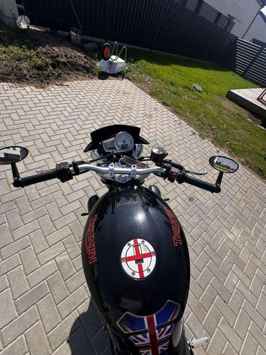 Black Triumph Speed Triple 2009 in Klaipeda, with an engine capacity of 1.05 L and mileage of 60 thousand km for 3700 €, photo 13 on AUTOMOTO.COM.LV