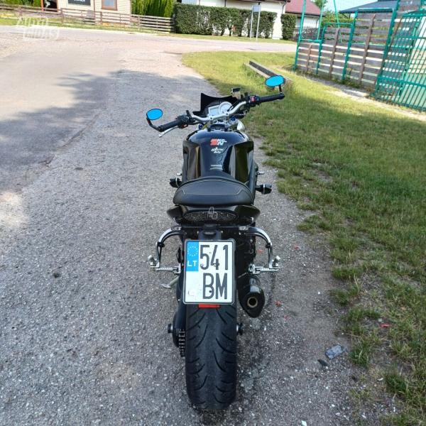 Melns Triumph Speed Triple 2010 Klaipėda, ar dzinēja tilpumu 1.05 L un nobraukumu 52 tūkst. km par 3800 €, foto 9 vietnē AUTOMOTO.COM.LV