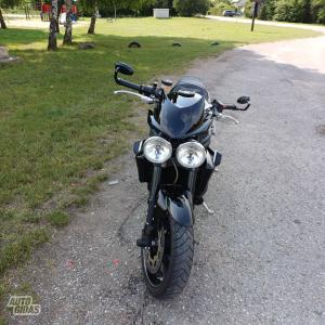 Melns Triumph Speed Triple 2010 Klaipėda, ar dzinēja tilpumu 1.05 L un nobraukumu 52 tūkst. km par 3800 €, foto 12 vietnē AUTOMOTO.COM.LV