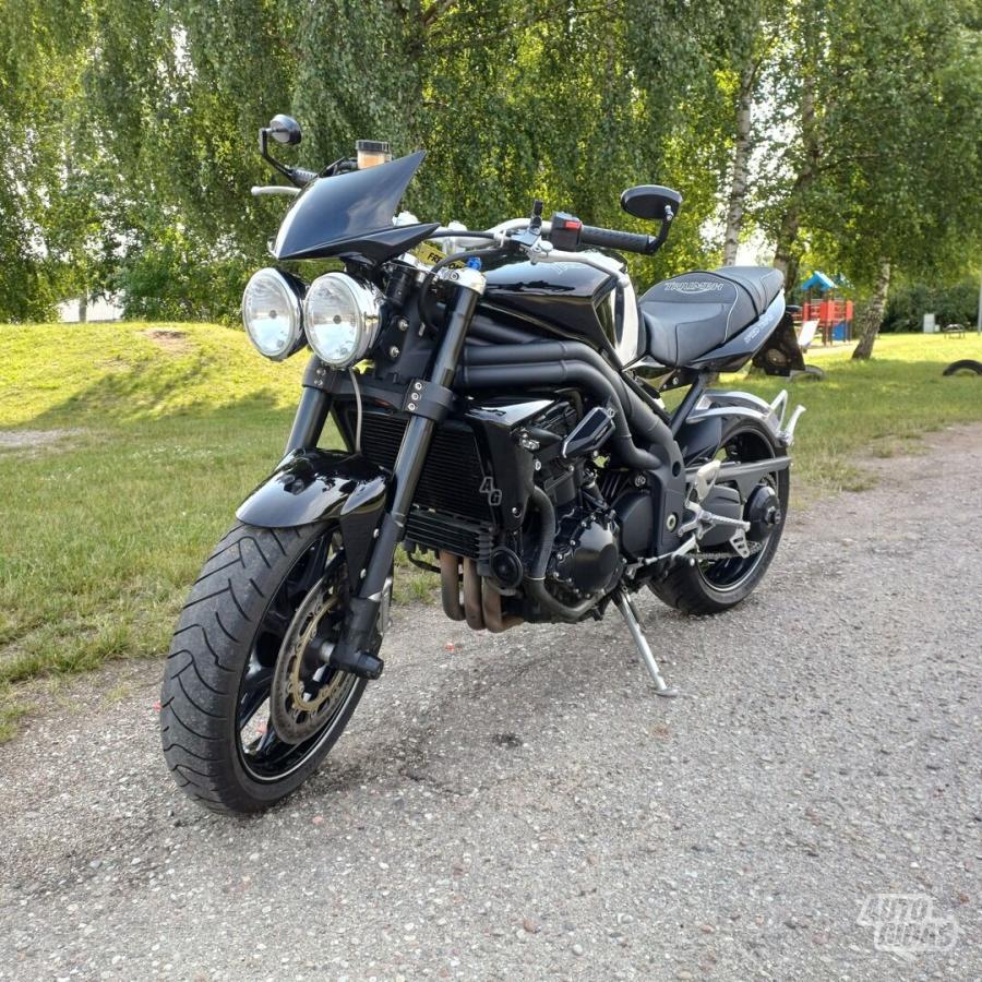 Melns Triumph Speed Triple 2010 Klaipėda, ar dzinēja tilpumu 1.05 L un nobraukumu 52 tūkst. km par 3800 €, foto 13 vietnē AUTOMOTO.COM.LV