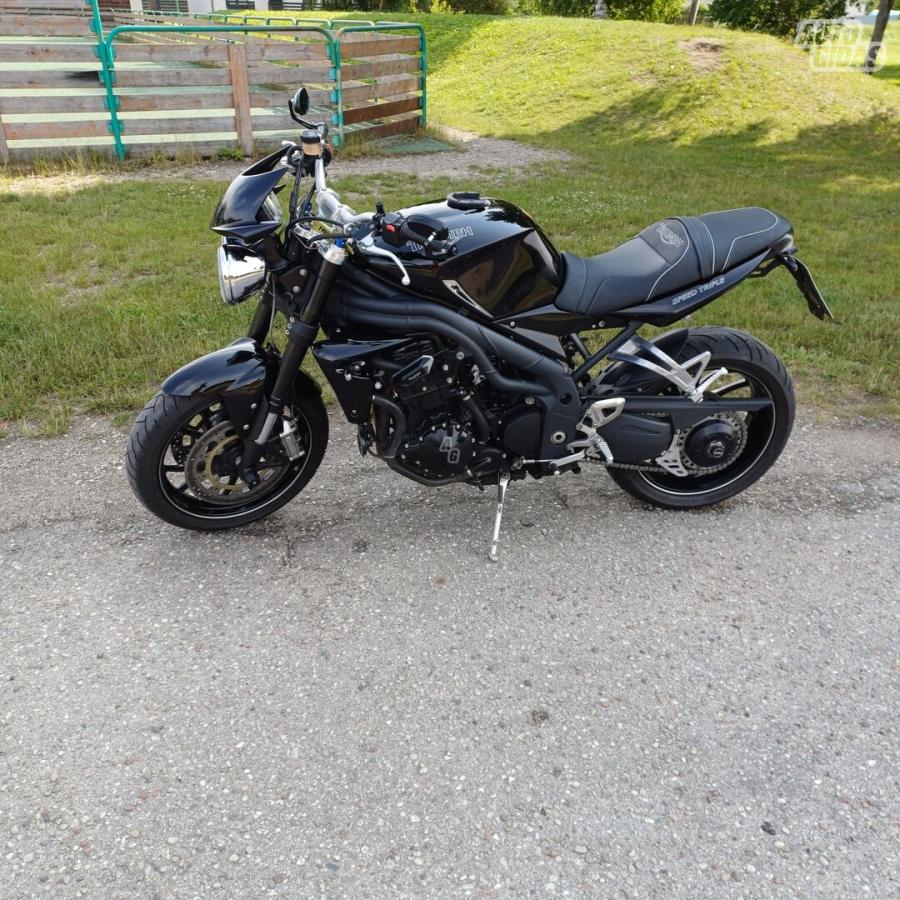 Melns Triumph Speed Triple 2010 Klaipėda, ar dzinēja tilpumu 1.05 L un nobraukumu 52 tūkst. km par 3800 €, foto 14 vietnē AUTOMOTO.COM.LV