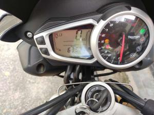 Melns Triumph Speed Triple 2012 Panevēža, ar dzinēja tilpumu 1.05 L un nobraukumu 63 tūkst. km par 4200 €, foto 8 vietnē AUTOMOTO.COM.LV
