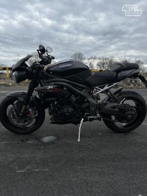 Black Triumph Speed Triple 2018 in Kaunas, with an engine capacity of 1.05 L and mileage of 30 thousand km for 6500 €, photo 11 on AUTOMOTO.COM.LV
