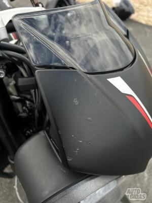 Black Triumph Speed Triple 2018 in Kaunas, with an engine capacity of 1.05 L and mileage of 30 thousand km for 6500 €, photo 16 on AUTOMOTO.COM.LV