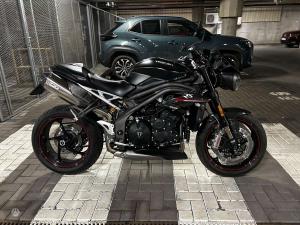 Grey Triumph Speed Triple 2019 in Vilnius, with an engine capacity of 1.05 L and mileage of 18 thousand km for 6999 €, photo 4 on AUTOMOTO.COM.LV