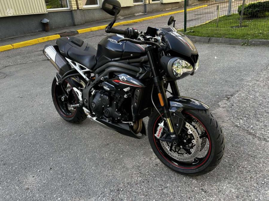 Grey Triumph Speed Triple 2019 in Vilnius, with an engine capacity of 1.05 L and mileage of 18 thousand km for 6999 €, photo 8 on AUTOMOTO.COM.LV