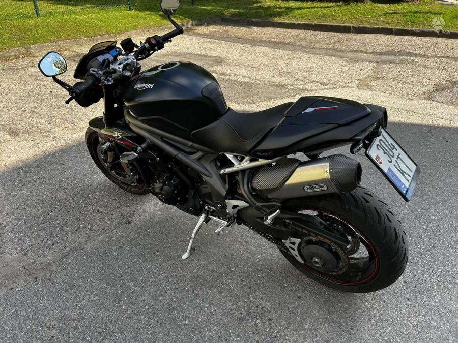 Grey Triumph Speed Triple 2019 in Vilnius, with an engine capacity of 1.05 L and mileage of 18 thousand km for 6999 €, photo 16 on AUTOMOTO.COM.LV