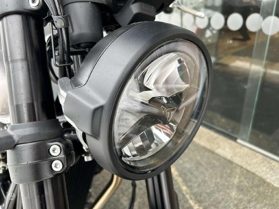 Серый Триумф Speed Triple 2025 в Вильнюс, объемом двигателя 0.90 л и пробегом 0 тыс. км за 10890 €, фото 5 на AUTOMOTO.COM.LV
