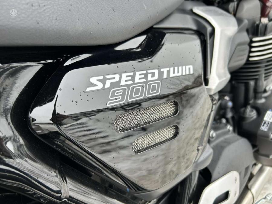 Серый Триумф Speed Triple 2025 в Вильнюс, объемом двигателя 0.90 л и пробегом 0 тыс. км за 10890 €, фото 10 на AUTOMOTO.COM.LV