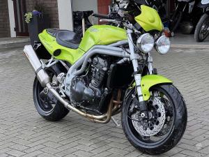 Triumph Speed Triple 2000 in Vilnius, with an engine capacity of 0.96 L and mileage of 31 thousand km for 2300 €, photo  on AUTOMOTO.COM.LV