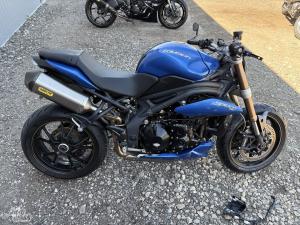 Triumph Speed Triple 2013 in Kelme, with an engine capacity of 1.05 L and mileage of 0 thousand km for 1830 €, photo 4 on AUTOMOTO.COM.LV