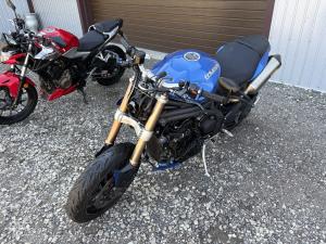 Triumph Speed Triple 2013 in Kelme, with an engine capacity of 1.05 L and mileage of 0 thousand km for 1830 €, photo 8 on AUTOMOTO.COM.LV