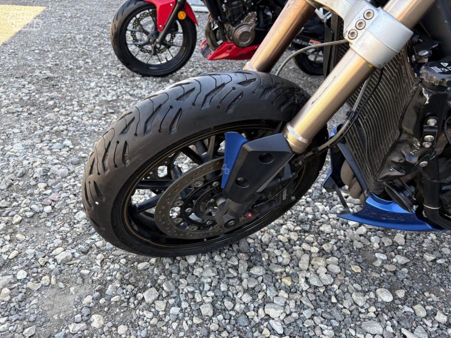 Triumph Speed Triple 2013 in Kelme, with an engine capacity of 1.05 L and mileage of 0 thousand km for 1830 €, photo 11 on AUTOMOTO.COM.LV