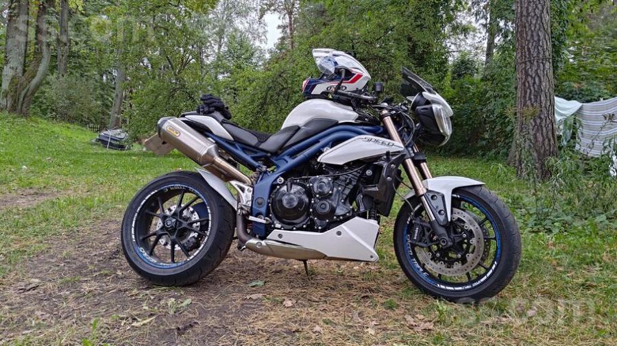 Триумф Speed Triple 2014 в Рига, объемом двигателя 1.05 л и пробегом 0 тыс. км за 3600 €, фото 3 на AUTOMOTO.COM.LV