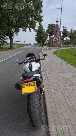 Триумф Speed Triple 2014 в Рига, объемом двигателя 1.05 л и пробегом 0 тыс. км за 3600 €, фото 5 на AUTOMOTO.COM.LV