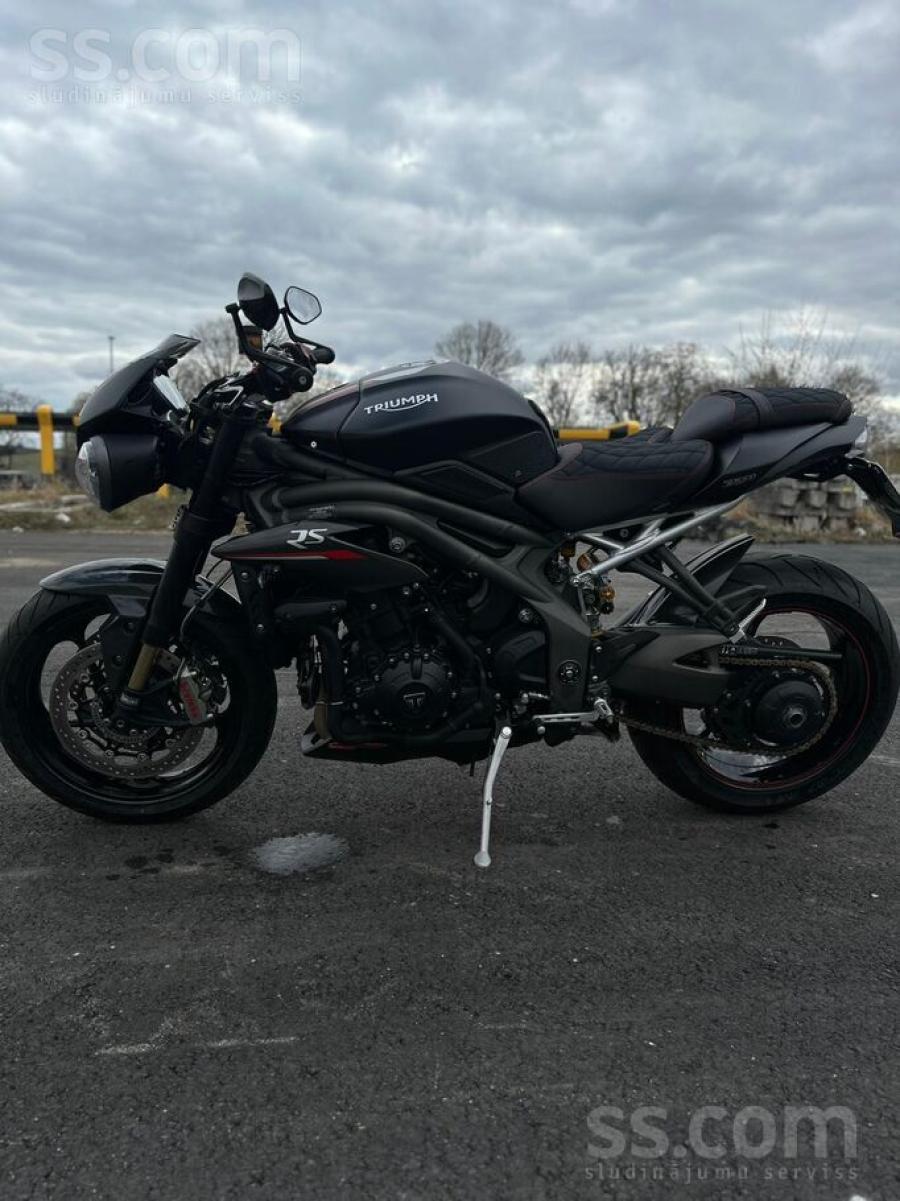 Триумф Speed Triple 2018 в Рига, объемом двигателя 1.05 л и пробегом 0 тыс. км за 6750 €, фото 3 на AUTOMOTO.COM.LV
