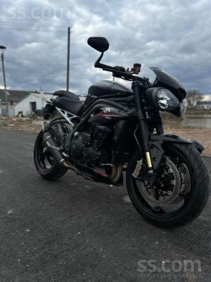 Триумф Speed Triple 2018 в Рига, объемом двигателя 1.05 л и пробегом 0 тыс. км за 6750 €, фото 4 на AUTOMOTO.COM.LV