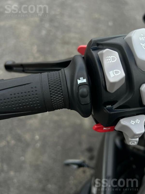Triumph Speed Triple 2018 Rīga, ar dzinēja tilpumu 1.05 L un nobraukumu 0 tūkst. km par 6750 €, foto 4 vietnē AUTOMOTO.COM.LV