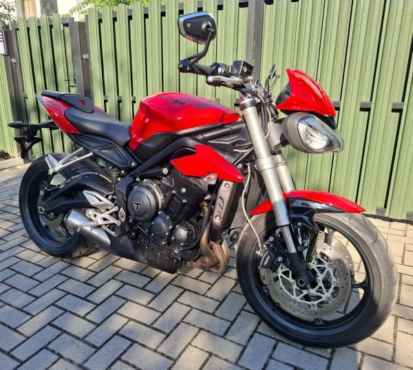 Красный Триумф Speed Triple 2018 в Шяуляй, объемом двигателя 0.66 л и пробегом 17 тыс. км за 4900 €, фото 9 на AUTOMOTO.COM.LV