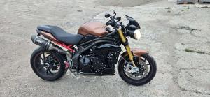 Yellow Triumph Speed Triple 2018 in Kaunas, with an engine capacity of 1.05 L and mileage of 60 thousand km for 3350 €, photo 6 on AUTOMOTO.COM.LV