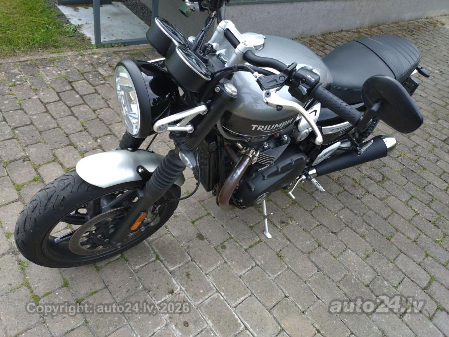 Black Triumph Speed Twin 2019 in Parnu, with an engine capacity of 1.20 L and mileage of 123 thousand km for 5000 €, photo 4 on AUTOMOTO.COM.LV