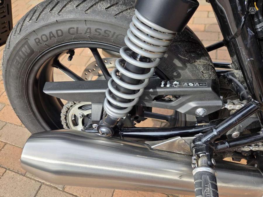 Черный Триумф Speed Twin 2023 в Вильнюс, объемом двигателя 0.90 л и пробегом 7 тыс. км за 8450 €, фото 20 на AUTOMOTO.COM.LV