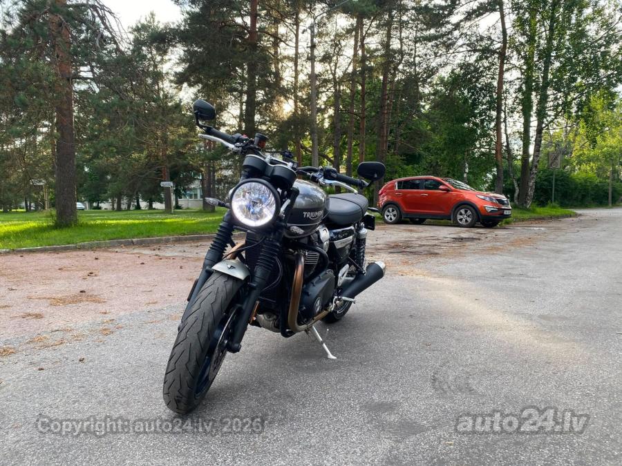 Grey Triumph Speed Twin 2019 in Tallinn, with an engine capacity of 1.20 L and mileage of 13 thousand km for 10600 €, photo 3 on AUTOMOTO.COM.LV