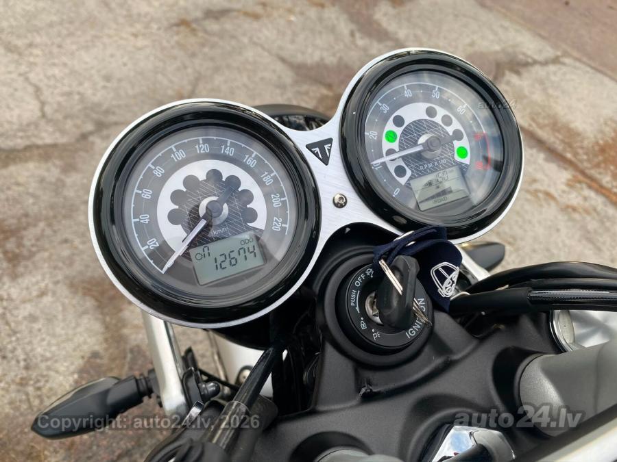 Grey Triumph Speed Twin 2019 in Tallinn, with an engine capacity of 1.20 L and mileage of 13 thousand km for 10600 €, photo 10 on AUTOMOTO.COM.LV