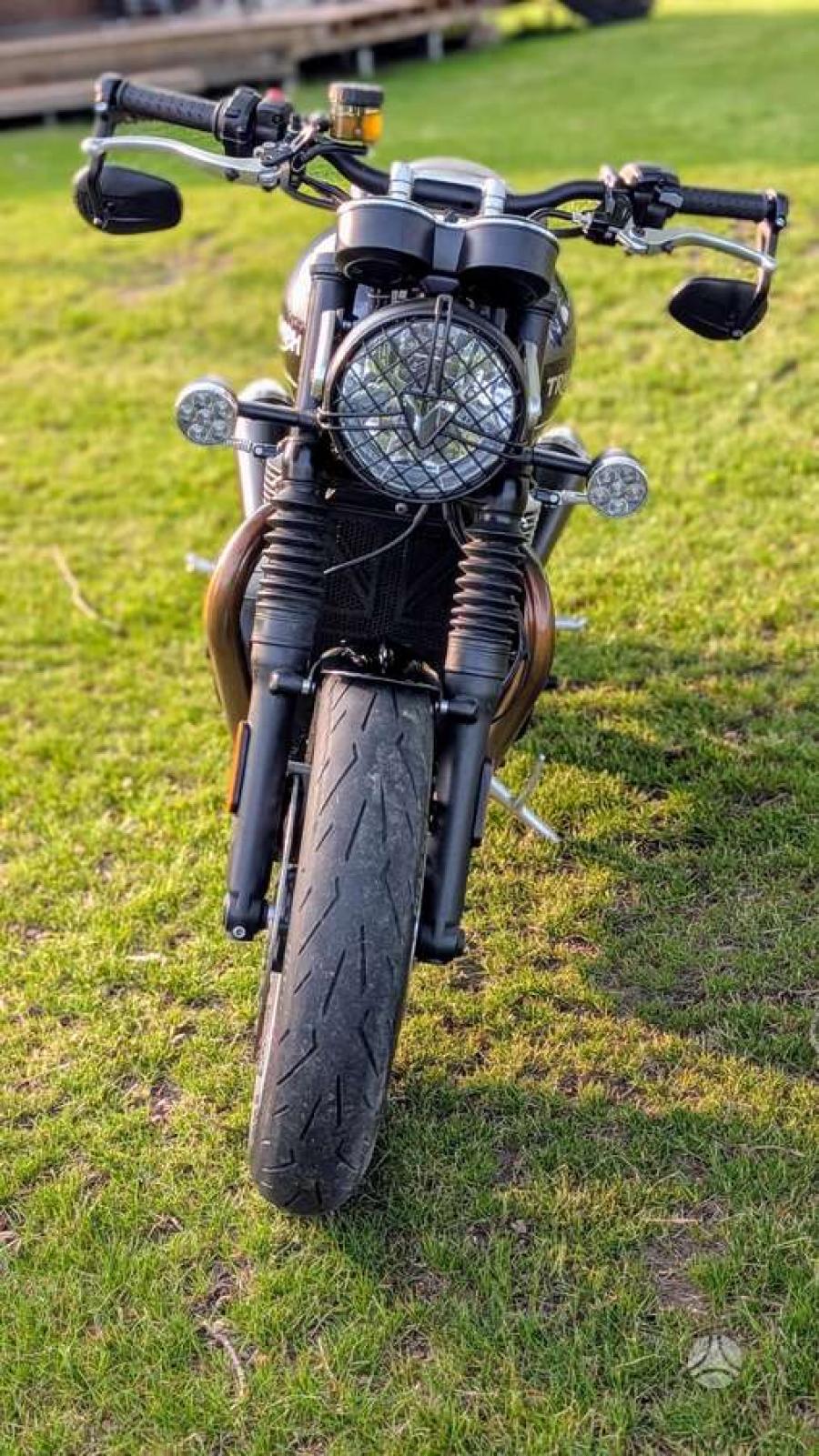 Triumph Speed Twin 2020 in Vilnius, with an engine capacity of 1.20 L and mileage of 8 thousand km for 7790 €, photo 9 on AUTOMOTO.COM.LV