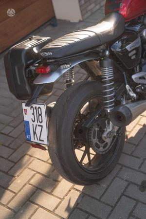Red Triumph Speed Twin 2023 in Kaunas, with an engine capacity of 1.20 L and mileage of 9 thousand km for 8800 €, photo 9 on AUTOMOTO.COM.LV