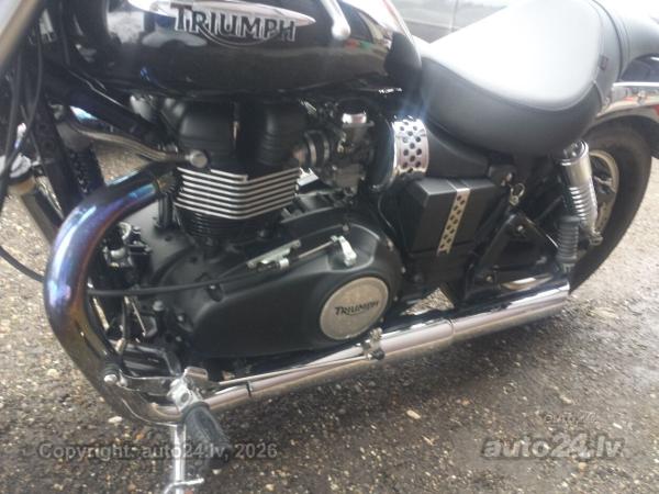 Melns Triumph Speedmaster 2008 Tallina, ar dzinēja tilpumu 0.87 L un nobraukumu 6 tūkst. km par 5200 €, foto 5 vietnē AUTOMOTO.COM.LV